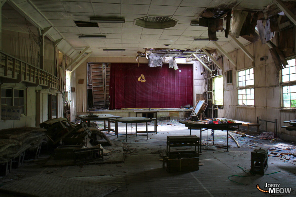 Nichitsu Ghost Town | Offbeat Japan